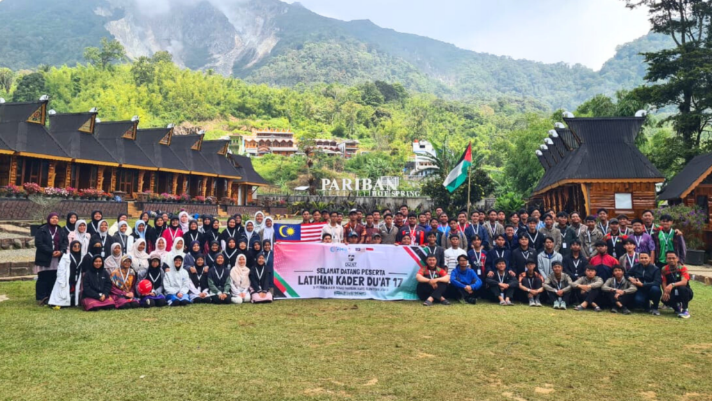 Ekspedisi Gunung Sibayak Warnai LKD17, Program Kepimpinan Belia dan ...